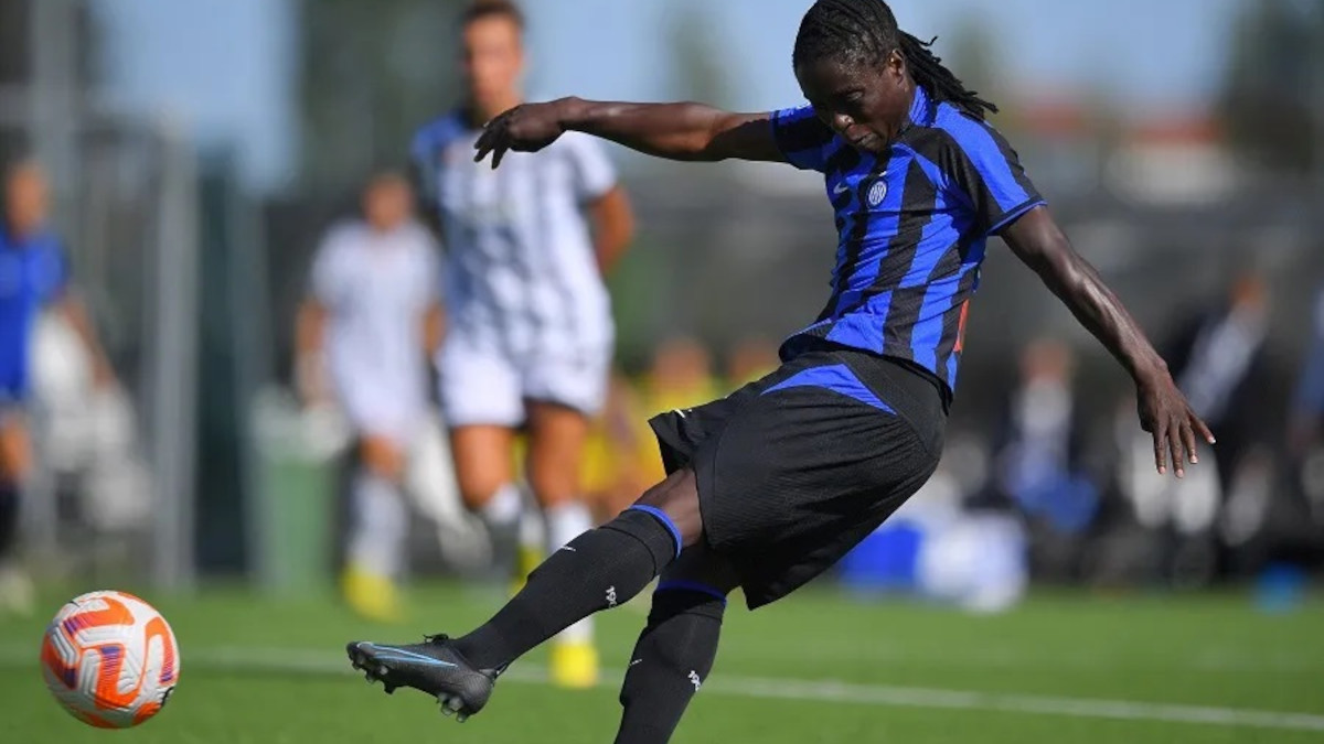 Football féminin, Tabitha Chawinga : l’étoile venue du Malawi • Sports Team