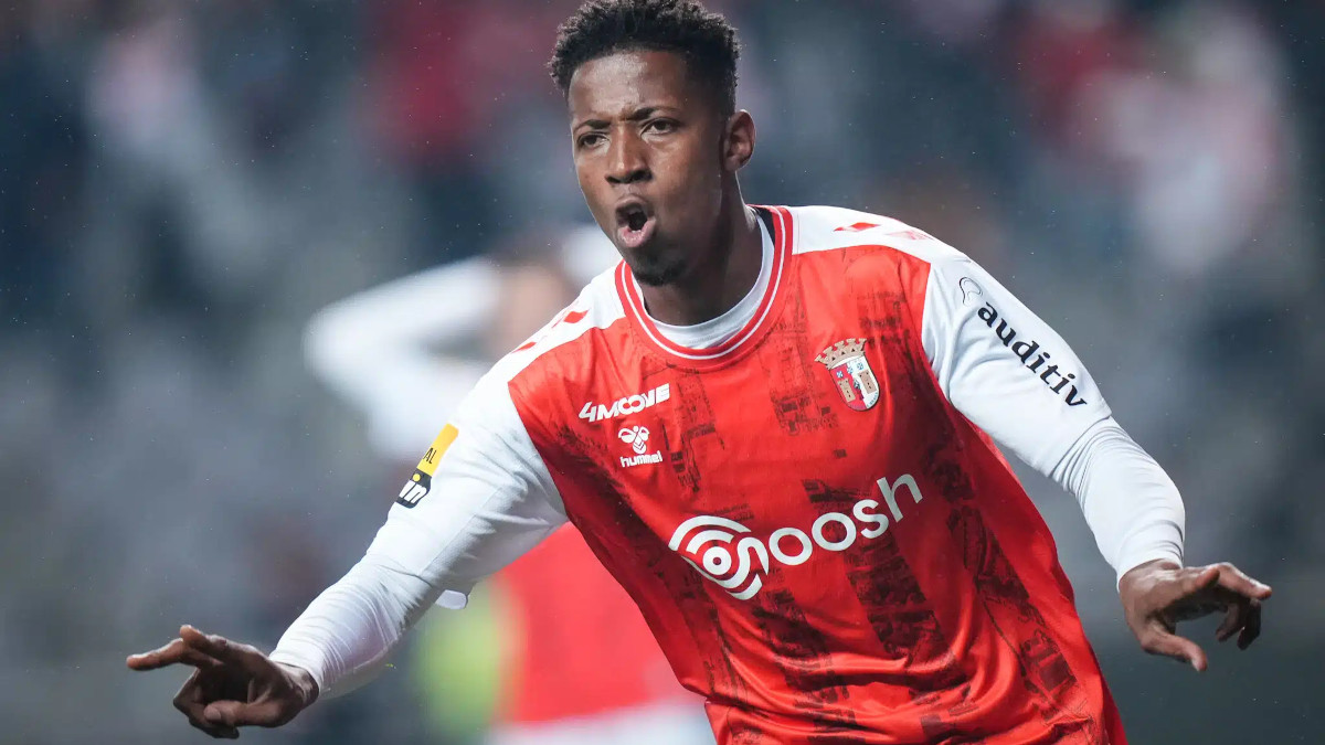 Football - RD Congo : Simon Banza est désormais international congolais ...